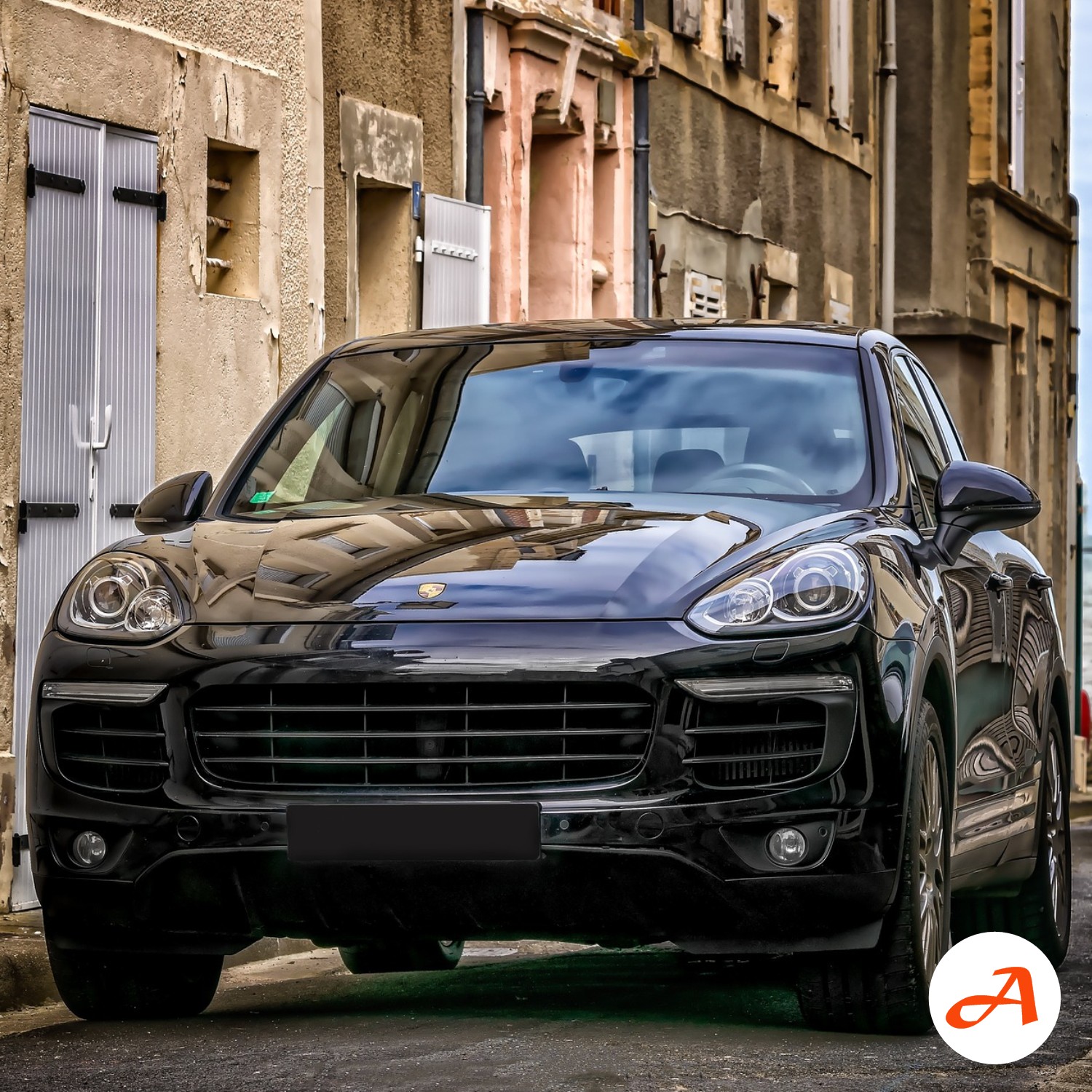 El negro es el color más popular entre los coches de segunda mano.